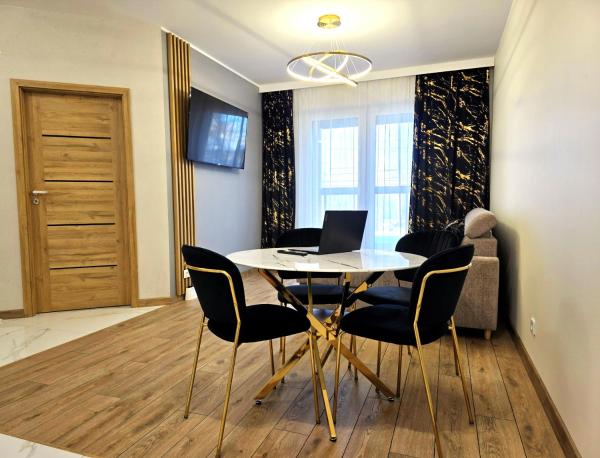 Apartament Tobaco - Apartamentylove, Garaż, Nowoczesny, Centrum, Balkon, Self Check - In, F-vat - Łódź