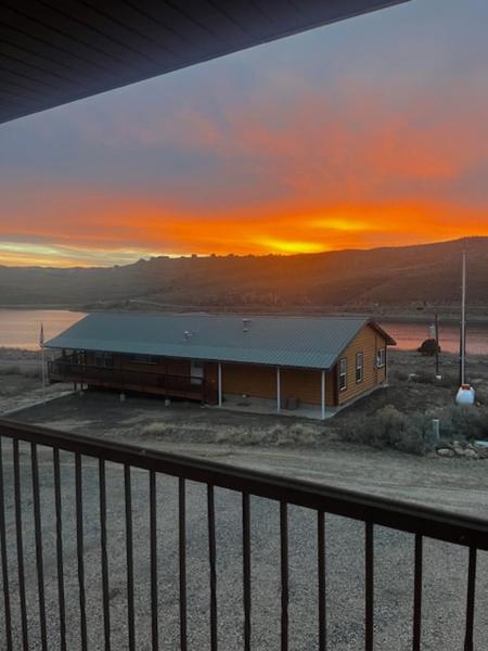 Scofield Shores | Sunset Lake Views • Sleeps 10 - Scofield State Park, Helper