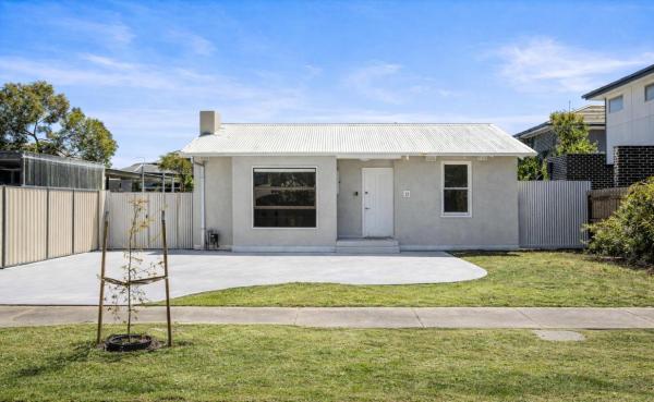 Family-friendly Home In Braybrook Near Melbourne Cbd - ウィリアムズタウン