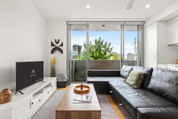 Central Stylish 1 Bedroom With Balcony And Air-con - New South Wales
