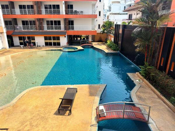 Stylish Pool-view Studio With Balcony - New Nordic Vip 3, Pratumnak - Pattaya