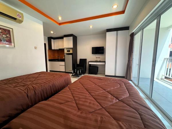 Comfortable Pool-view Studio With Balcony - Pratumnak, Pattaya - Pattaya City