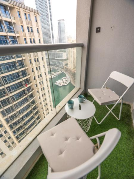 Luxury Two Bedrooms With Jbr And Marina View Apartment - Dubai Marina