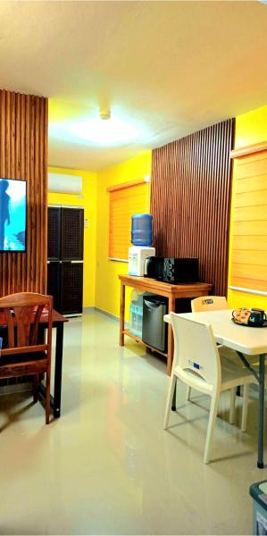 Jenessa's Bungalow , Studio Type Near Lanuza Surf Bay - Cantilan