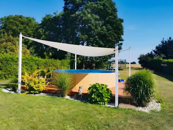 Idyllisches Dorfhaus Vor Usedom - Mecklenburgische Seenplatte