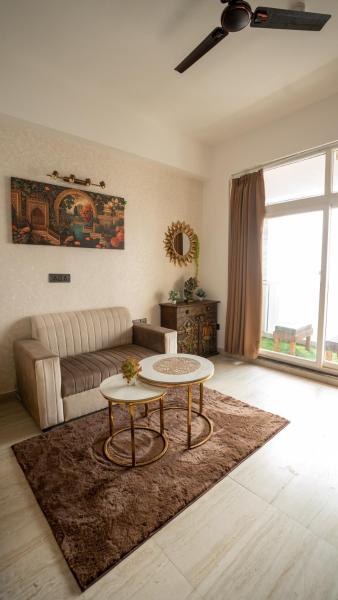 Haven & Hue Stays - Noida