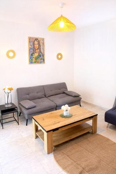 Appartement Cosy & Calme Avec Parking Privé & Terrasse - Carpentras