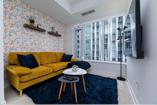 Stylish Yorkville Condo Sleeps 3 Prime Location - Toronto, ON