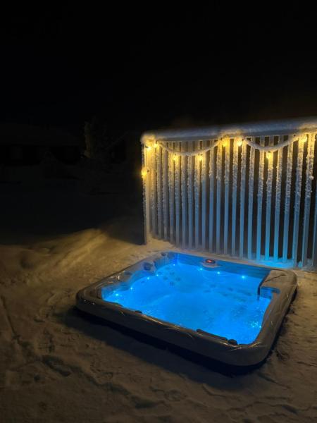 Finnish Design Villa With Outdoor Jacuzzi - Rovaniemi