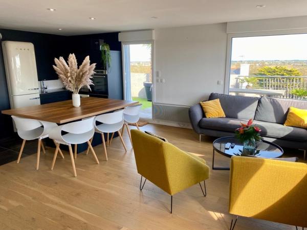 Stunning Penthouse With Sea And Lighthouse Views - Penmarch