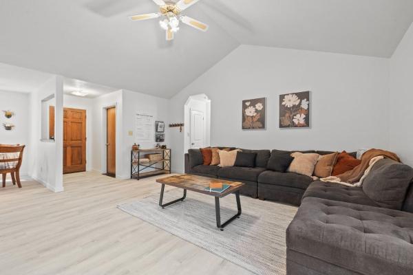 Game Room, 8 Guests- Lake, Yosemite, Sonora Nearby - Pine Mountain Lake, CA