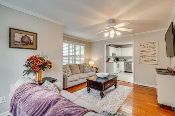 Knoxville Farmhouse Retreat! Easy Access To Town - Oak Ridge, TN