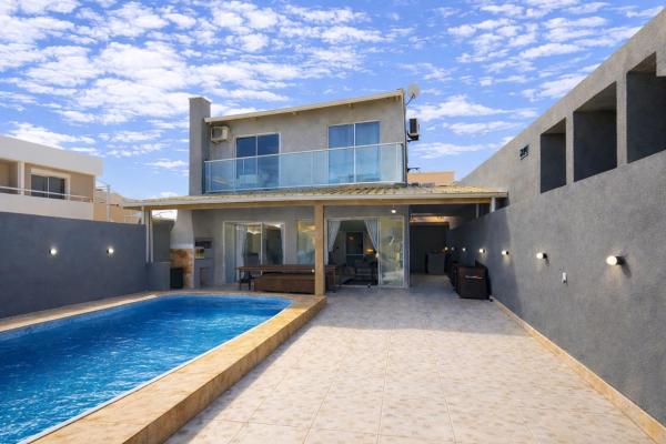 Casa Com Piscina E Churrasqueira A 300m Do Mar Ar Condicionado Nos 3 Quartos - Guaratuba