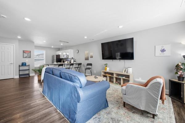 Sun Valley Collection | 4 Self-contained Retreats - Saint Joseph, MO