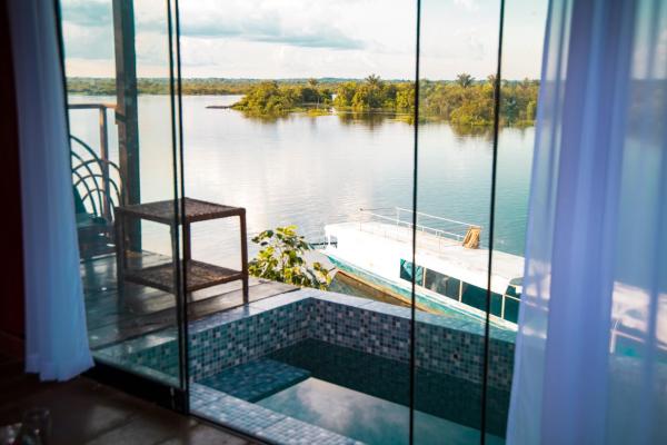 El Bullicio De La Cabaña - Amazonas