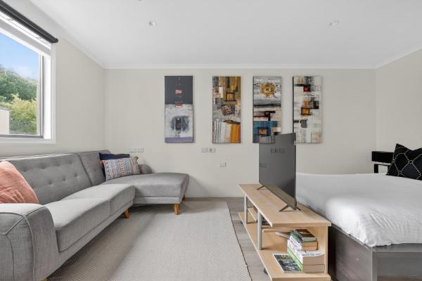 Central Studio With Pool, Gym Access 2mins Walk Beach - Manly