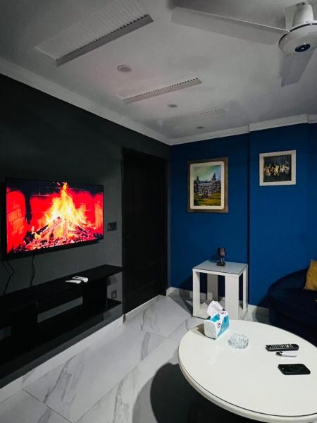 1bhk Apartment Bahria Town Lahore - Lahore
