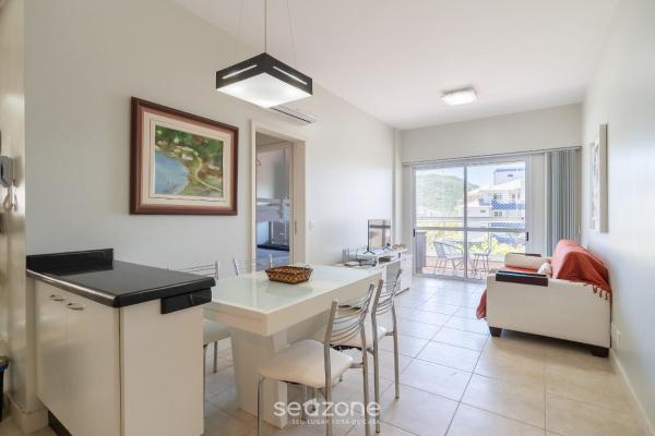 Apto C/ Churrasq. Em Cond. C/ Piscina Eaf0404 - Florianópolis