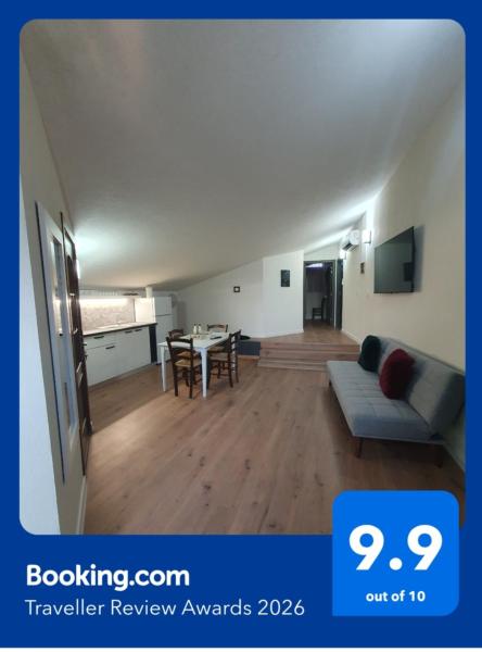 Md Apartament- Cazare La Curte - Județul Argeș