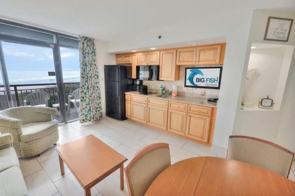Amazing Seaside Escape With Balcony & Beach Access - North Myrtle Beach, SC