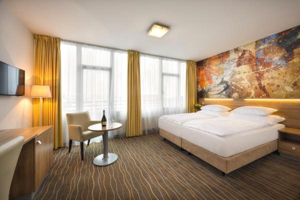 Akcent Hotel - Praga