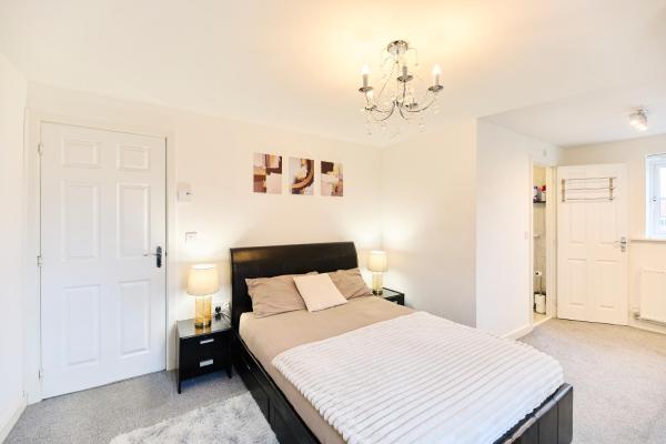 Lavish Lodge - Perfect For Couples, Families And Contractors! - Leeds