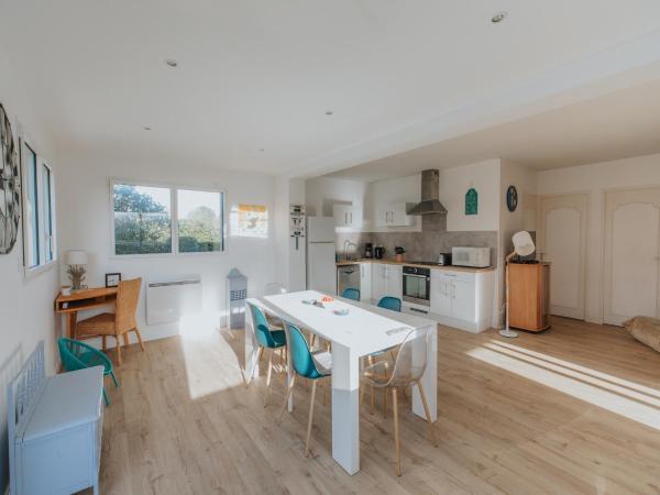 Charming Holiday Home In Porspoder - Porspoder