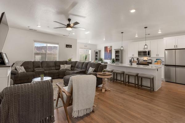 Sandstone Haven Townhouse - St. George, USA