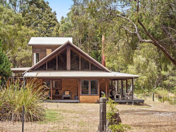Kookaburra Retreat - Dog Friendly - Forest View - Margaret River