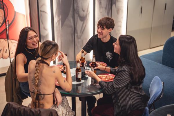 Coeo Pod Hostel Beatas - Málaga