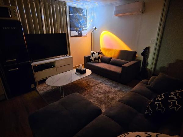 Gangnam Modern House 5 Minutes From Yeoksam Station Sleeps 6 - 판교동
