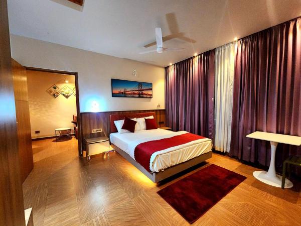 J&g Royal Stay- A Boutique Hotel - Kochi