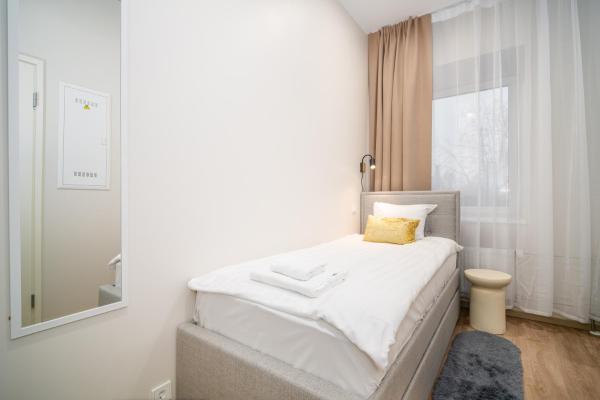 Airport-bus - 13 North Studios - Apartment 3 - Tallinn