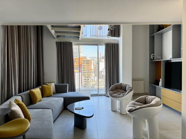 Retro 6e, 2-br Loft In Gemmayze - Beyrut