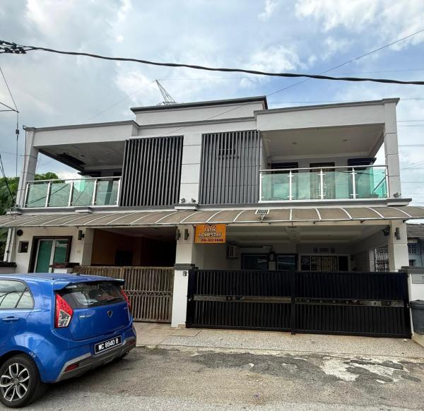 Gombak Fatin Homestay - Sentul