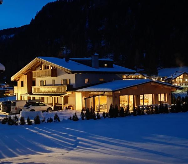 Chalet Dumbria Dolomites - Alta Badia