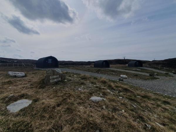 Grimsay Glamping Pods - Pod Dubh - No Pets - South Uist