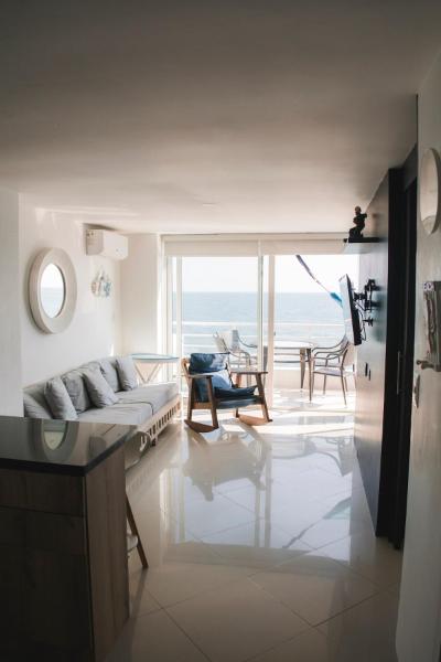 Wake Up To The Sea, Premium Apartment, Pool - Playas