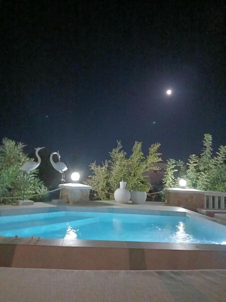 Selenophile Villa - Santorini