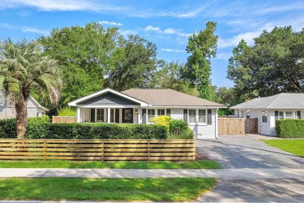 Old Village Palmetto- Pet Friendly - Charleston, SC