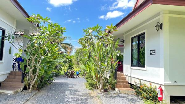 Abbas House By Swiss Chalet, 2-room Cottages - Ao Nang