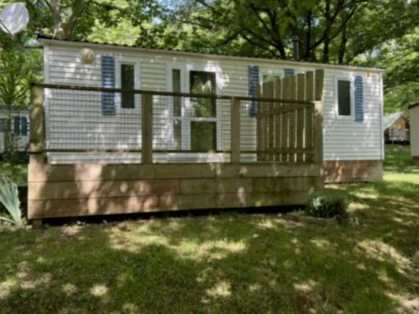 Mobil Home Cosy Avec Terrasse, 2 Chambres à Lamontjoie - Lot-et-Garonne