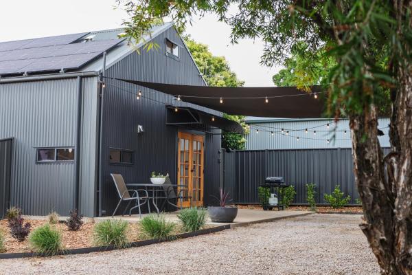 Claret On Douro - Luxe Loft - Mudgee