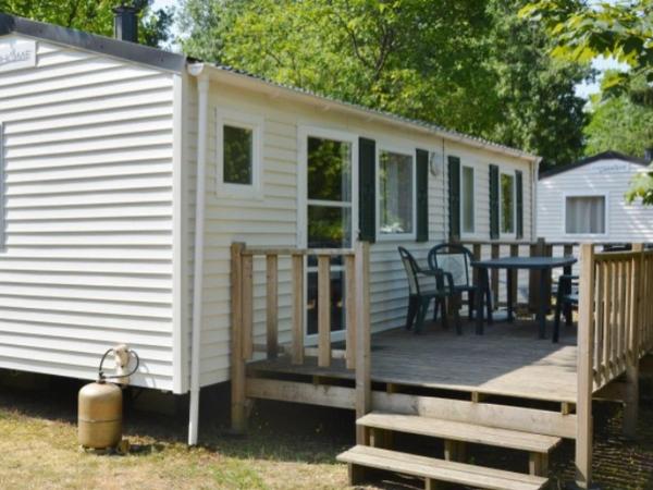 Mobil-home Confortable Avec Terrasse Pour 6 Personnes - Api-1-52-1246 - Corrèze