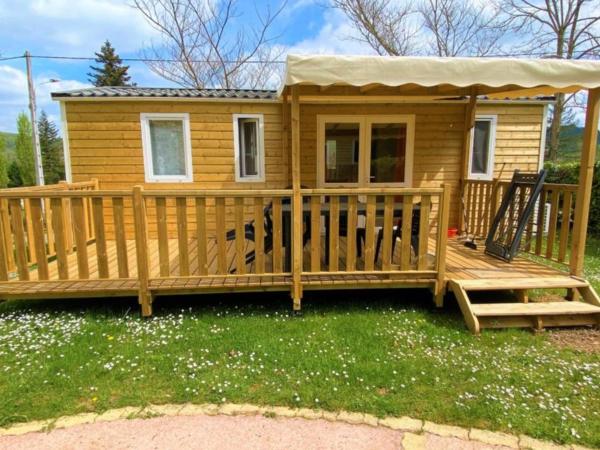 Mobil Home 37m² Avec Terrasse, 3 Chambres Pour 8 Personnes - Api-1-52-1263 - Domme