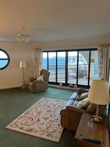 Seaside Penthouse 2 - Largs