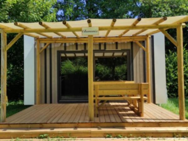 Mobil-home 20m² Avec Terrasse - 1 Chambre, 2 Personnes - Api-1-52-1269 - Chambéry