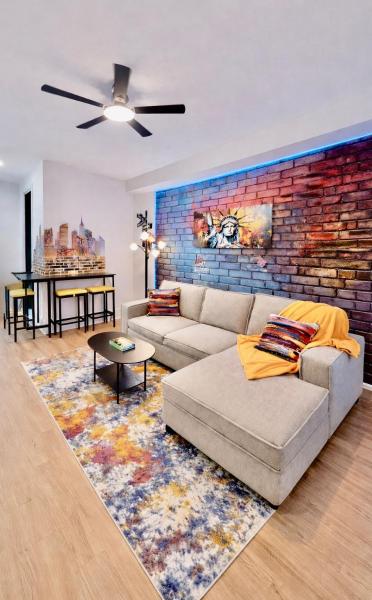 15 Minutes To Nyc - Modern & Colorful Hoboken Getaway - Hoboken, NJ