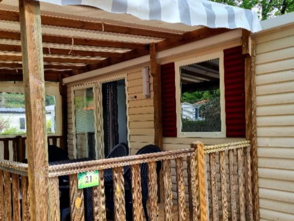 Mobil-home 34m² Avec Terrasse, 4 Personnes, 2 Chambres - Api-1-52-1560 - Loiret