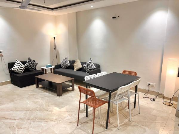 Amur Stays 3, A 3 Bedroom Flat Near Chandigarh Airport - Panchkula